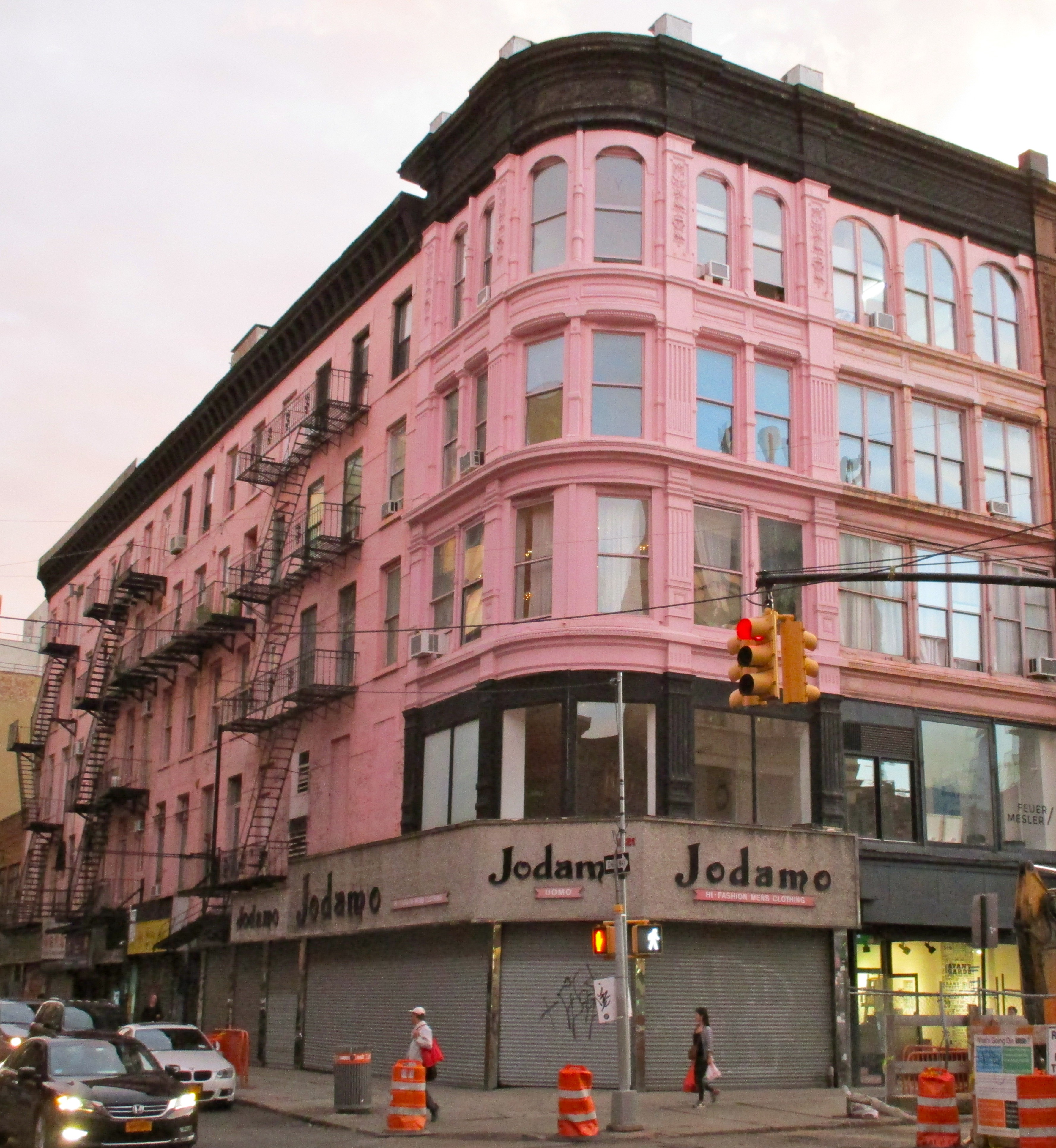Pink Thing of The Day: The Pink Building (aka Big Pink) | WorleyGig.com