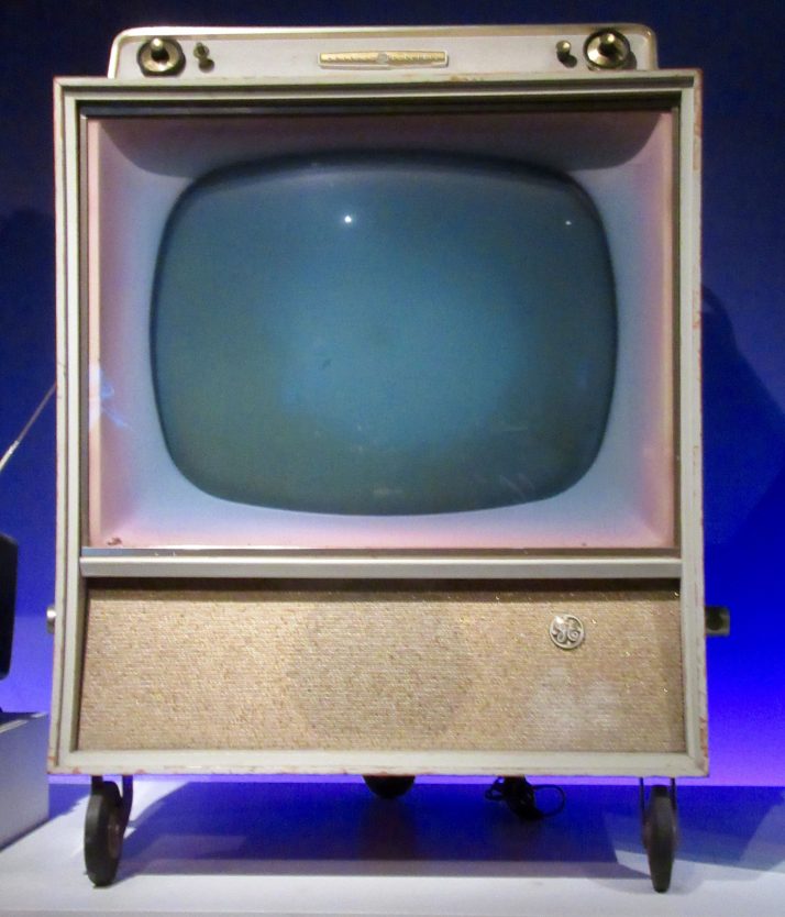 Eye On Design: GE Television Set, Model 21C134 (Circa 1960) | The ...