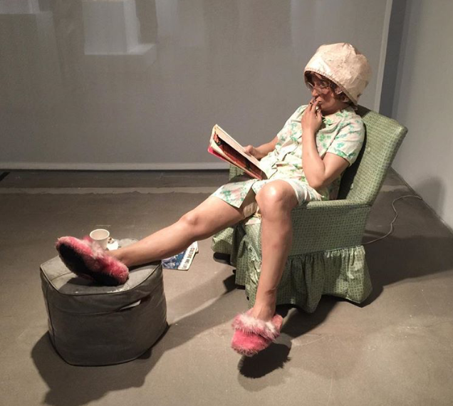 Modern Art Monday Presents: Duane Hanson, Housewife | WorleyGig.com
