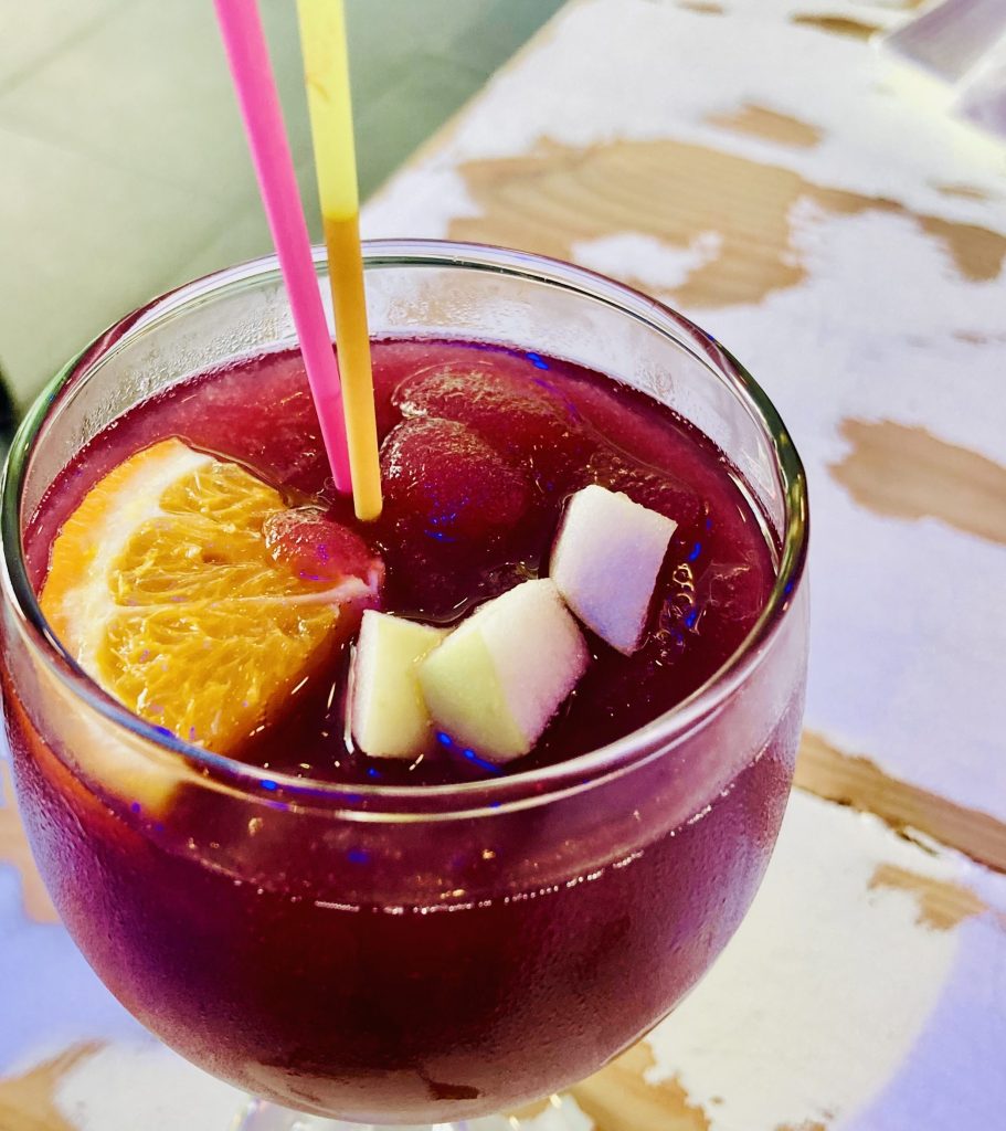 El Cartel Brings Colombian Home-Cooking to Hell’s Kitchen! | The Worley Gig