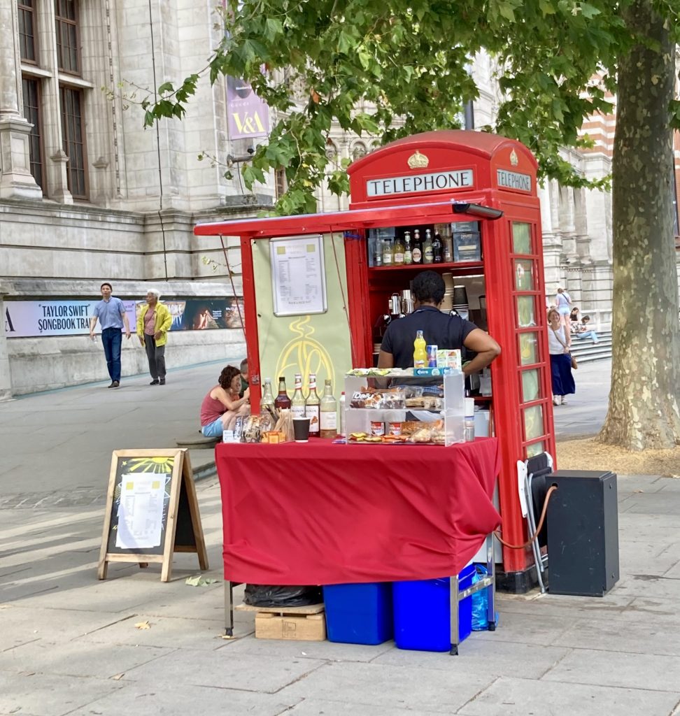 Eye On Design: Red Telephone Box Transformed Into Snack Shop ...