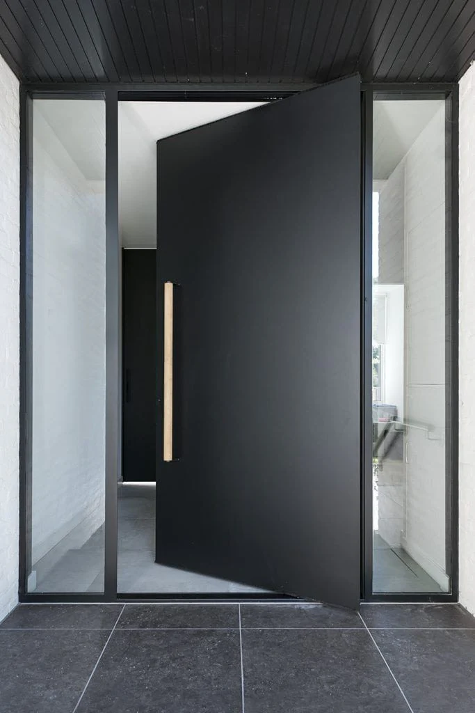 Explore the Versatility of Iron Pivot Doors for Stylish Interior ...