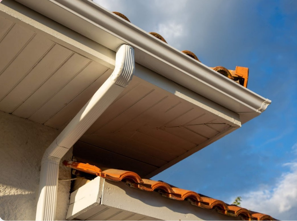 How Box-Style Gutters Handle Heavy Rainfall in Houston’s Stormy Weather ...