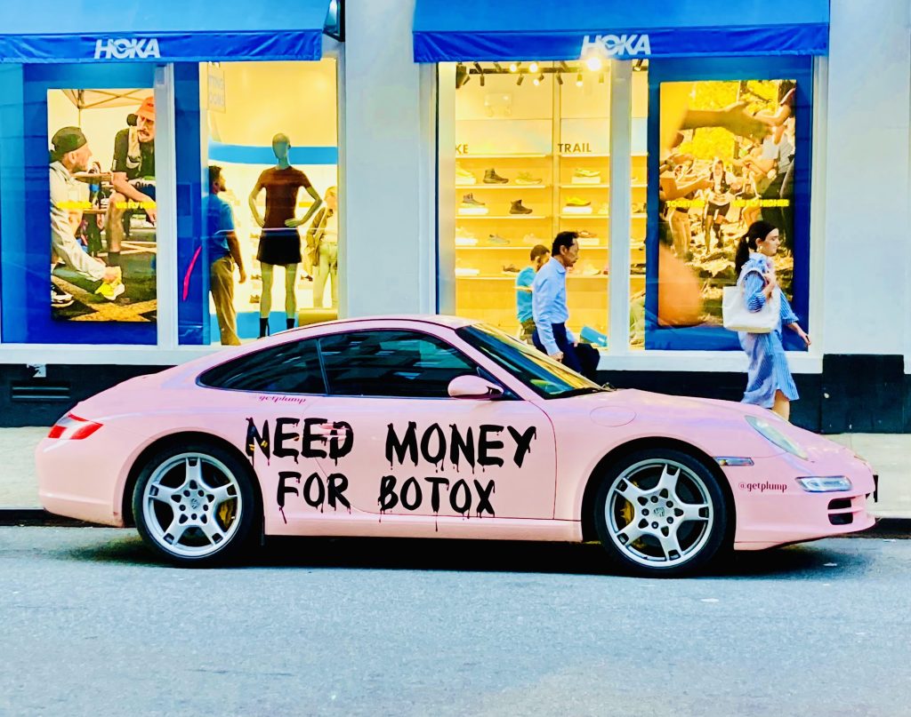 Pink Thing of The Day: Mobile Botox Ad on Pink Porsche | WorleyGig.com